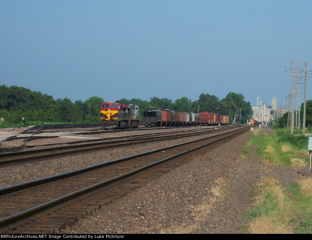 KCS 4780 tied down KCS grain train power